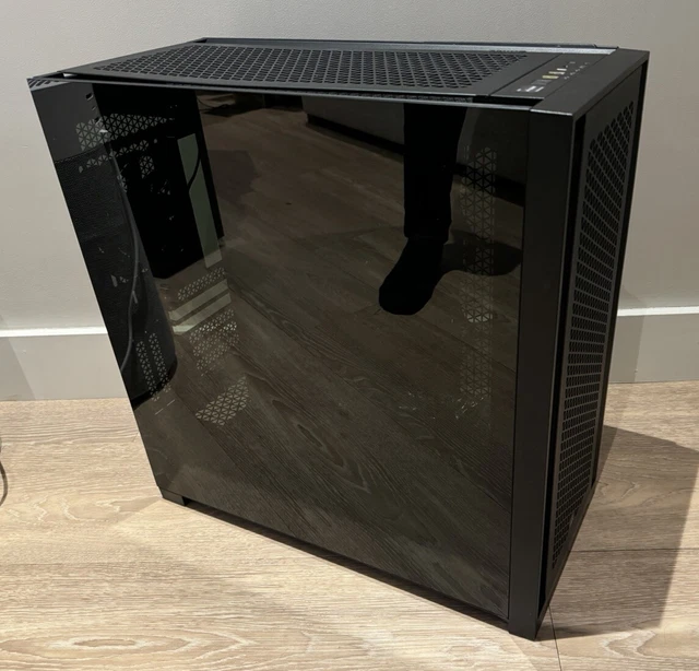 CORSAIR 5000D AIRFLOW Gaming Case with Tempered Glass Window, E-ATX ...