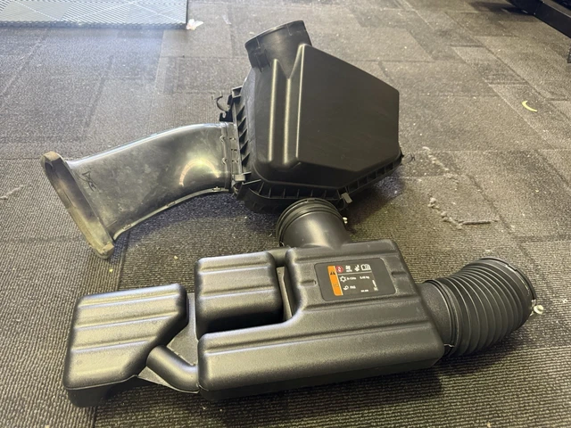 HOLDEN COMMODORE VE Ssv l77 Factory Genuine Air Box And Intake L98 V8 ...