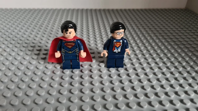 LEGO SUPERHEROES CLARK Kent & Superman minifigure originali EUR 23,64 ...