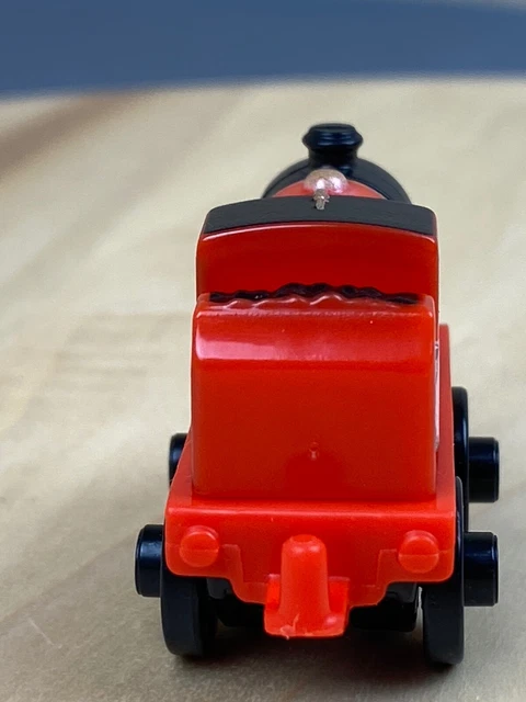 FISHER PRICE - Thomas and Friends Mini SUPERSTATION JAMES - Mini da ...