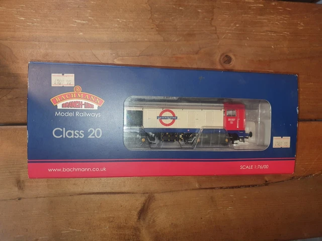 BACHMANN CLASS 20 32-030Y London Underground £169.00 - PicClick UK