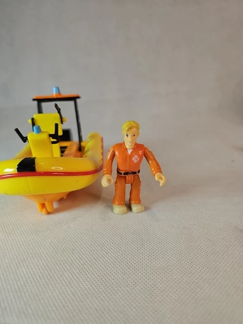 CBEEBIES FIREMAN SAM Boat Plus Figure Toy Bundle £9.99 - PicClick UK