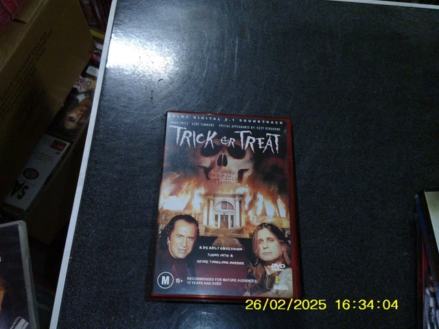 GENE SIMMONS OZZY Osbourne TRICK OR TREAT - HALLOWEEN HORROR vgc dvd ...