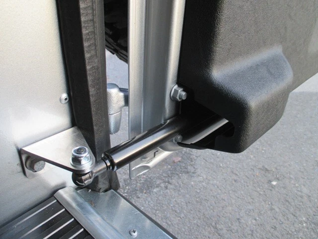 REAR DOOR GAS Strut Stay Kit Stainless Fits Land Rover Defender - 2002 ...