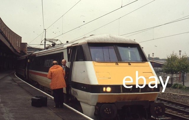 ORIGINAL 35MM RAILWAY SLIDE ELECTRIC LOCO 91016 AT YORK on 19/9/94 £3. ...