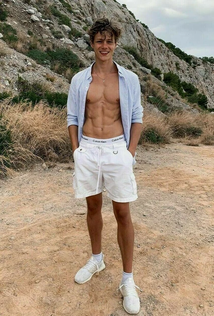 Shirtless Male Beefcake Muscular Shaggy Haired Hot Frat Jock Guy Photo