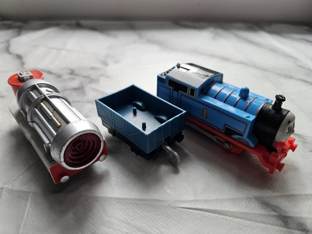 THOMAS AND THE Jet Engine Trackmaster Motorised Battery Train Thomas ...