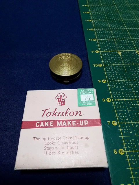 TOKALON LONDON VINTAGE Powder Compact Plus Tokalon Cake Make-up £8.00 ...