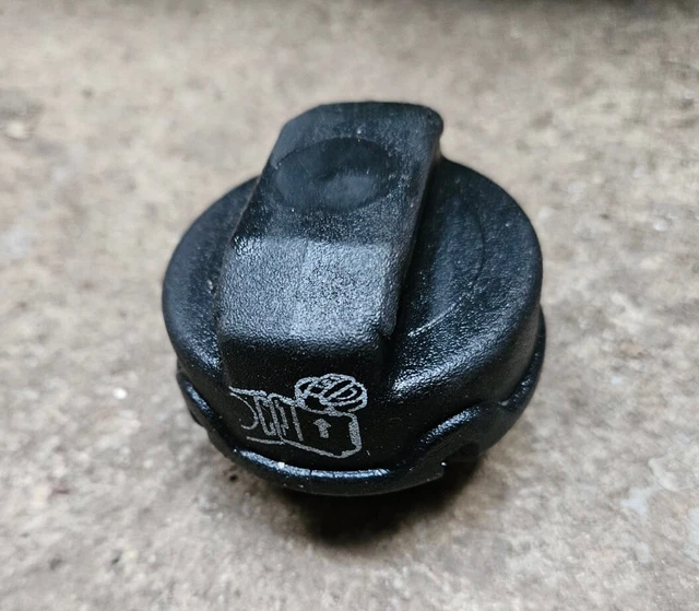 VW GOLF MK2 Gti Oem Fuel Cap Corrado Passat 191201553A Non Locking EUR ...