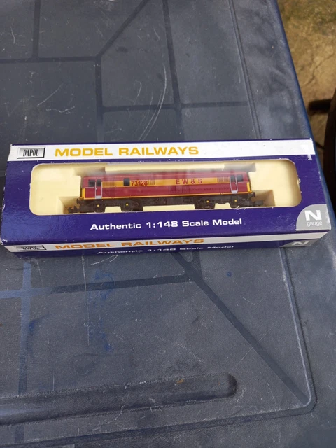 DAPOL N GAUGE class73 Locomotive In EWS Livery 73128 ND-005 £33.32 ...