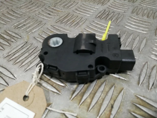 MERCEDES VITO W447 Stepper Motor A0009068304 £15.00 - PicClick UK