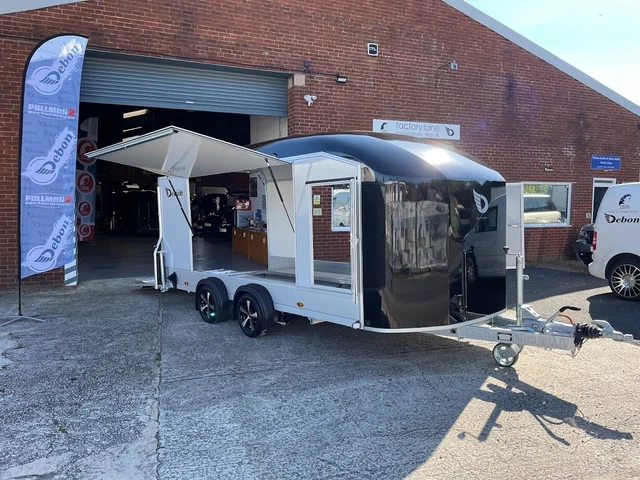 DEBON ROADSTER C1000 Box Van Trailer & Car Transporter 3500KG - In ...