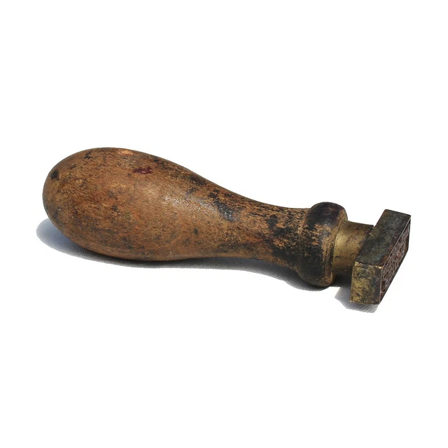 ANCIEN TAMPON POSTAL PTT réformé en bronze / Retour à l'envoyeur EUR 20 ...