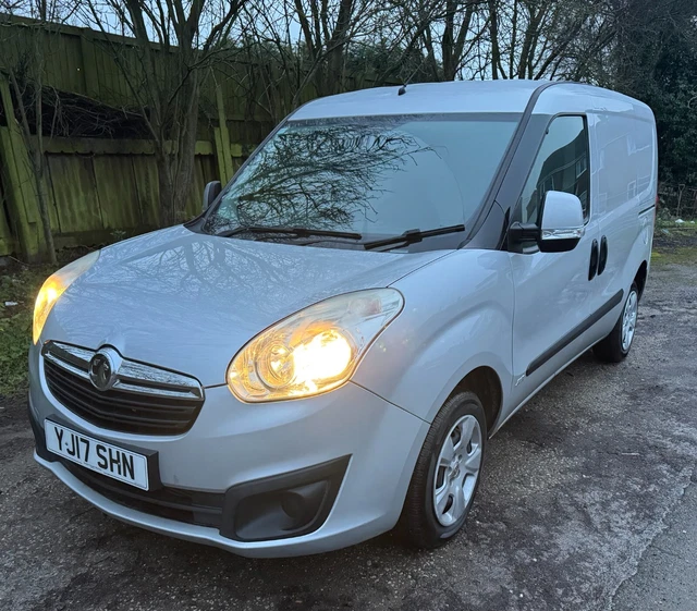 VAUXHALL COMBO SPORTIVE 2017 75k no vat ulez £4,450.00 - PicClick UK