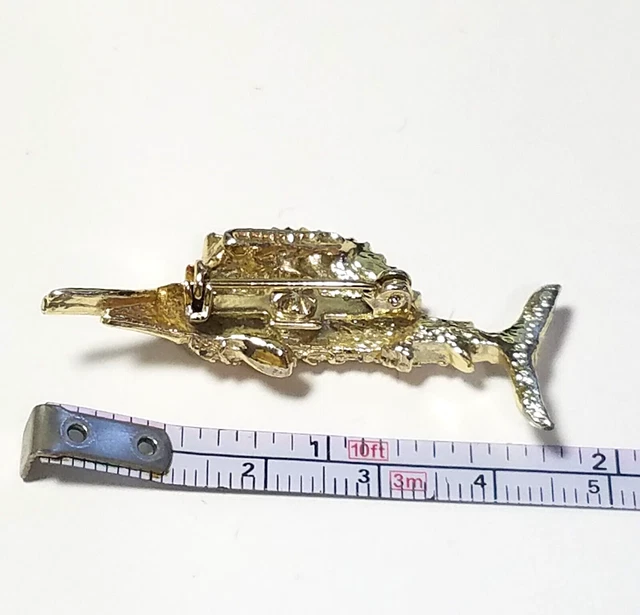 VINTAGE STAMPED GERRY'S Gold Tone Swordfish Marlin Fish Lapel Hat ...