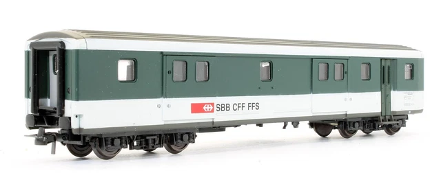 ROCO 'HO' GAUGE 44334 Sbb Cff Ffs Baggage Car D 50 85 92-33 612-9 £24. ...