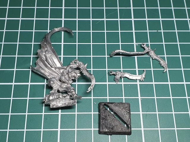 DEATHMASTER SNIKCH - Skaven - Metal OOP - Warhammer Fantasy / Age of ...