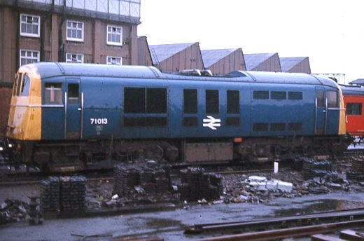 ORIGINAL COLOUR SLIDE of 71013 BR class 71 electric loco £3.50 ...