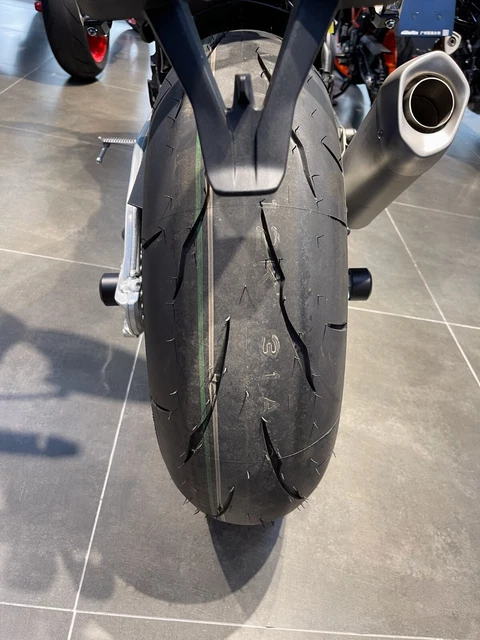 CNC FRONT REAR Axle Sliders Crash Guard For YAMAHA YZF R6 YZF R1/M/S FZ ...