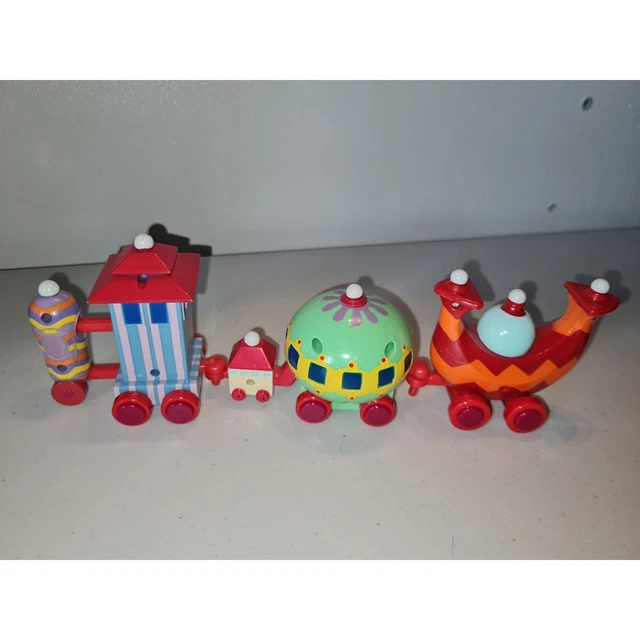 IN THE NIGHT garden ninky nonk small train £5.45 - PicClick UK