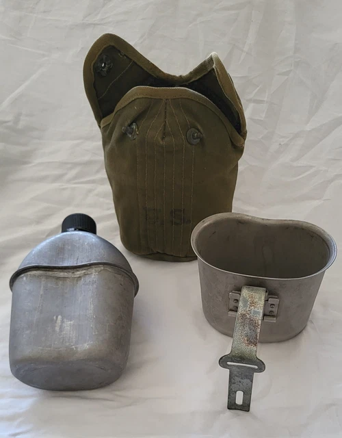 WORLD WAR TWO WW2 Rare US Water Bottle Canteen And Holder S.M.CO Dated ...
