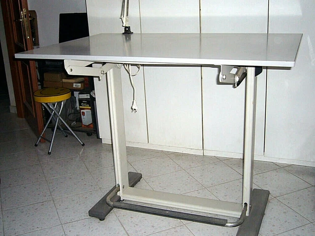 TAVOLO PROFESSIONALE DA disegno NEOLT modello ARNAL 80x120 (SOLO RITIRO ...