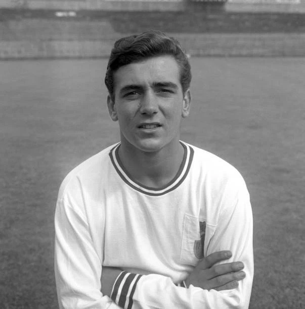 SOCCER - BOLTON Wanderers Brian Bromley 1966 OLD PHOTO $8.50 - PicClick AU