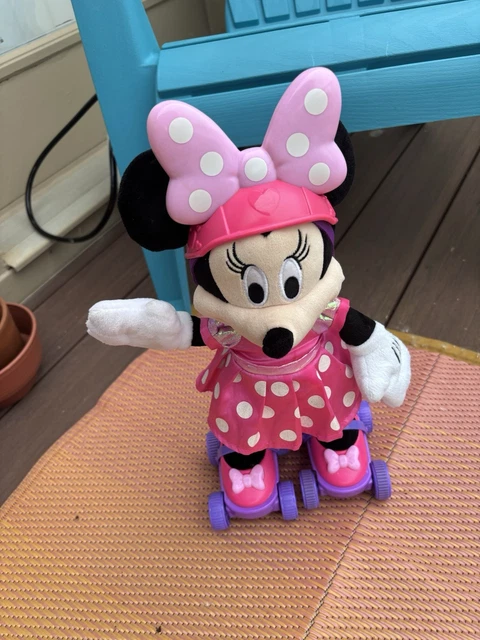 DISNEY MINNIE MOUSE Interactive Roller Skating Talking/Singing Plush ...