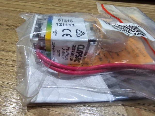 CLIPSAL UNIVERSAL DIMMER Mechanism Cat.no.32E450UDM,WE x 2 units in one ...