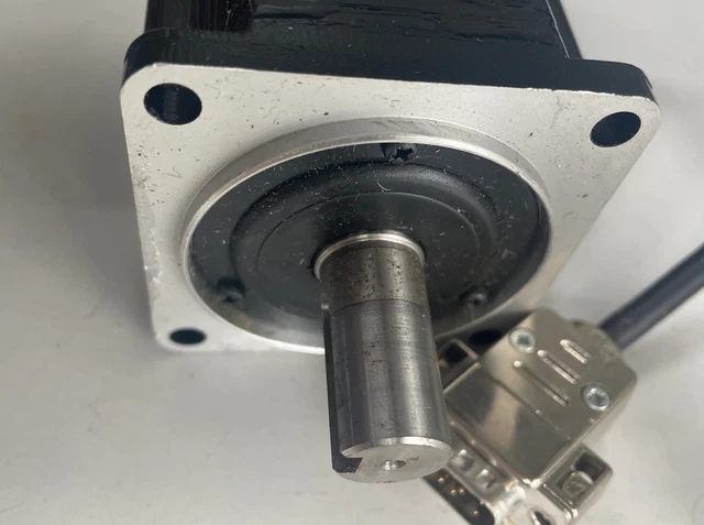 3~BRUSHLESS SERVO MOTOR Synchronous Motor Omron R88M-U40030VA-BS1 $1,161.17 - PicClick CA