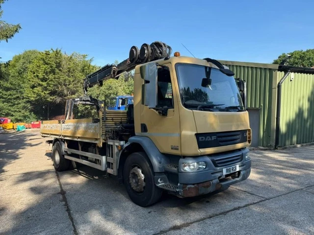 DAF LF55.220 DROPSIDE Remote Hiab Crane 18ft Dropside Body 4x2 £5,950. ...