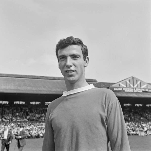 ENGLISH FOOTBALLER DAVID Sadler of Manchester United in London 1960s ... ENGLISH FOOTBALLER DAVID Sadler of Manchester United in London 1960s ...