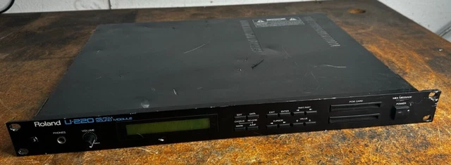 ROLAND U-220 RS-PCM MULTI-TIMBRAL Synthesizer Sound Module Rack Mount ...