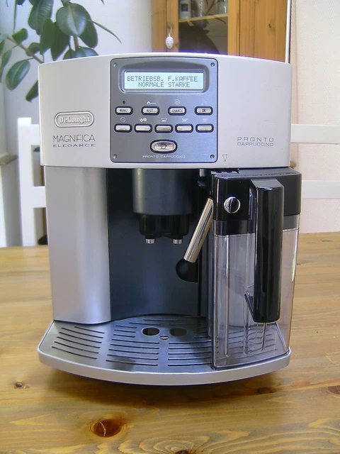 DELONGHI MAGNIFICA ESAM 3600S Automatic cappuccino,OVP ,Revediert ...