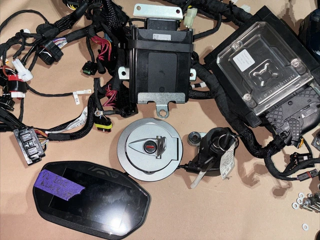 DUCATI PANIGALE V2 2025 KEY Ignition SWITCH ECU s DASH INSTRUMENT PANEL ...