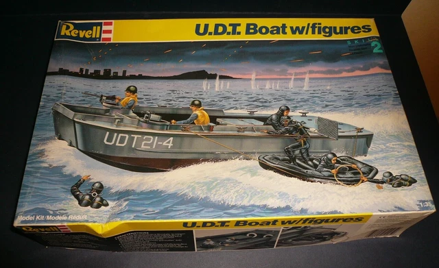 REVELL UDT TEAM Boat With Figures Missing Decals Ex Monogram 1992 Issue ...