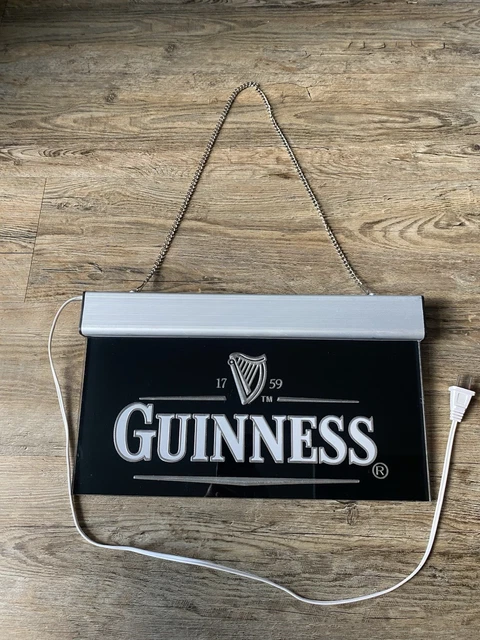 GUINNESS DRAUGHT LIGHTED Advertising Sign White Light 15” Wide x 9 ...