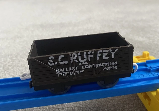 TOMY TRACKMASTER THOMAS the tank engine SCRUFFY truck £0.99 - PicClick UK