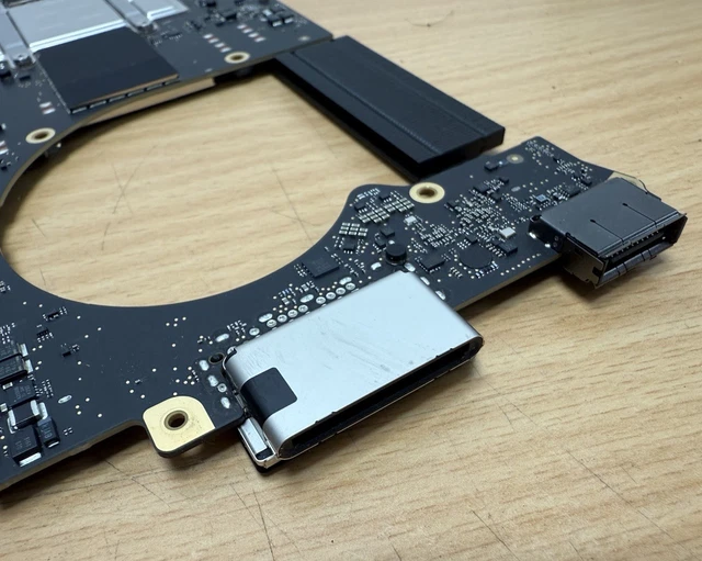 APPLE MACBOOK PRO 14" M3 PRO 2023 A2992 Logic Board ( Locked But ...