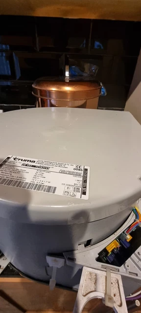 TRUMA ULTRATORE FOR GAS/240v/12v WATER HEATER 10L For Campervan.Switchs ...