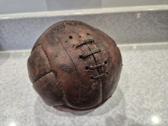 VINTAGE LEATHER 12 Panel Soccer Football. Old Antique Laced Ball. c1940 ...