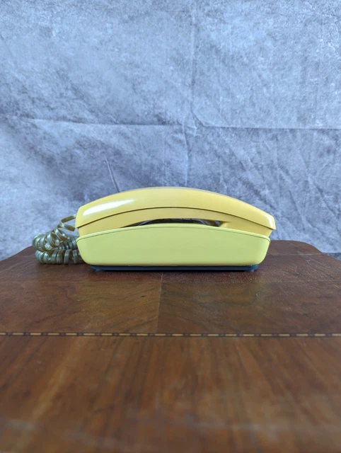 VINTAGE WESTERN ELECTRIC Trimline Phone Push Button Telephone Yellow £ ...