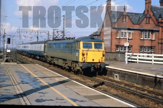 35MM SLIDE BR British Railways Electric Loco Class 87 87025 Wigan 1980 ...