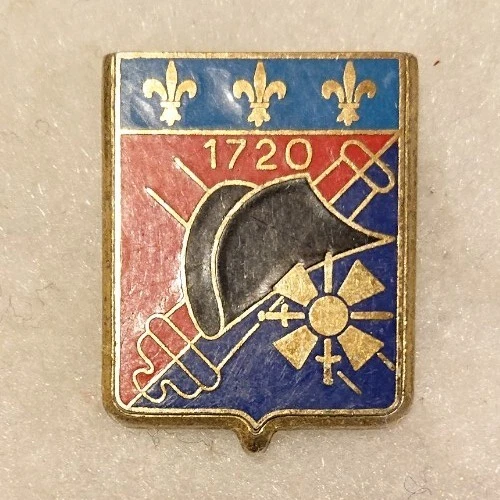 BADGE 4TH ARTILLERY Regiment, 4 RA, Laon-Couvron, Drago Paris, G 2483 £ ...