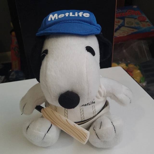 2012 METLIFE SNOOPY Peanuts Cricket 7" Plush Soft Toy With Cricket Bat ...