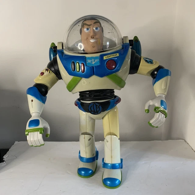 DISNEY PIXAR 2001 Toy Story Buzz Lightyear Talking Action Figure ...