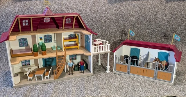 SCHLEICH HORSE CLUB 42551 Lakeside Country House And Stable Horse Play ...