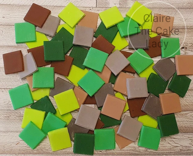 200 EDIBLE HANDMADE pixels/squares cake topper 19mm suitable for mine ...