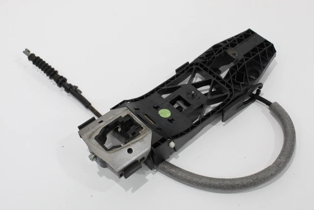 VW AMEO 6R Front Door Handle Support Mount Bracket 5N0837017D £22.99 ...