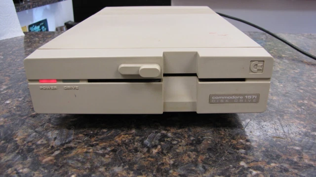 VINTAGE COMMODORE 1571 Floppy Disk Drive with Cables - BK25 $69.99 ...